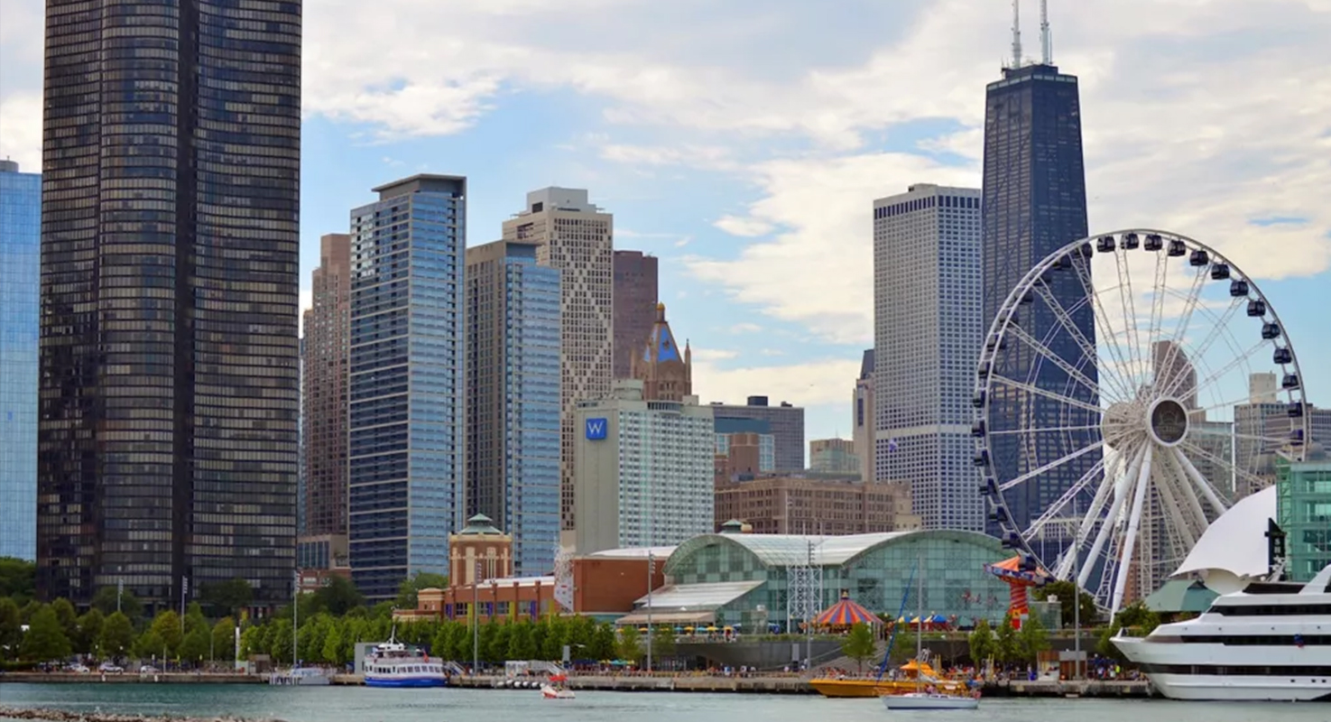 D'Luxe Pads | Chicago Premier Crash Pads